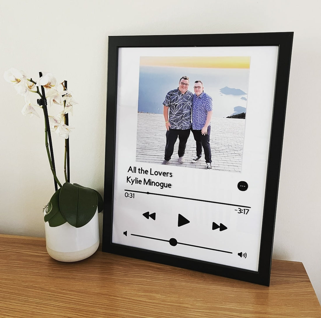 Large Apple Music Frame – Plaque To Reality
